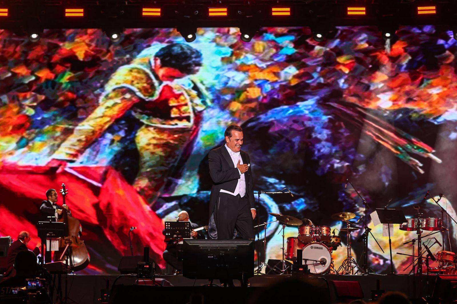 Ópera clásica y música tradicional, fue la que presentó Fernando de la Mora